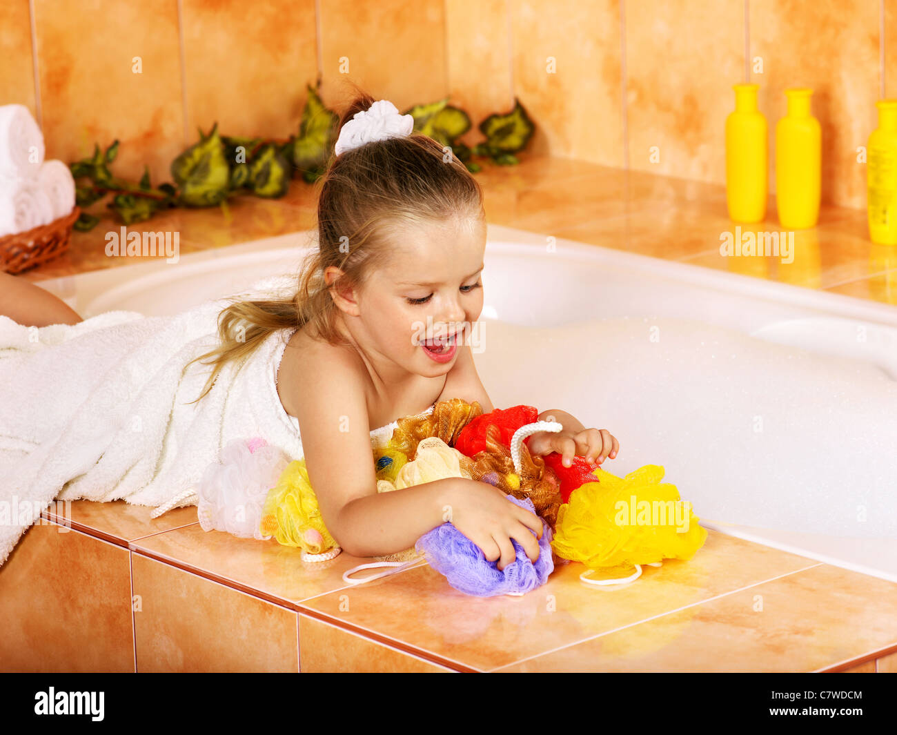 Girl Child Jacuzzi Stock Photos & Girl Child Jacuzzi Stock Images - Alamy