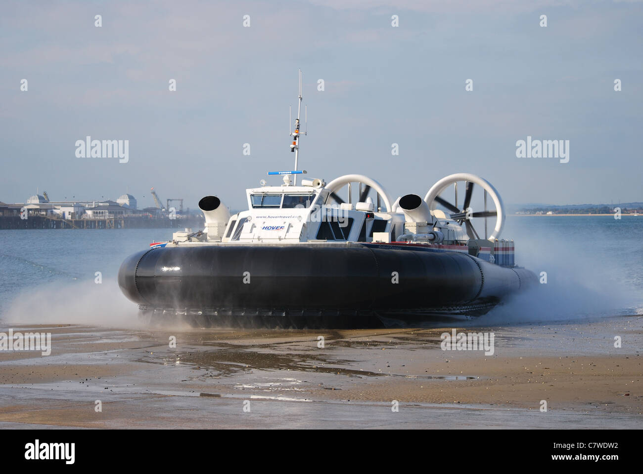 The Ryde - Southsea Hovercraft arrives at Ryde on the Isle of Wight ...