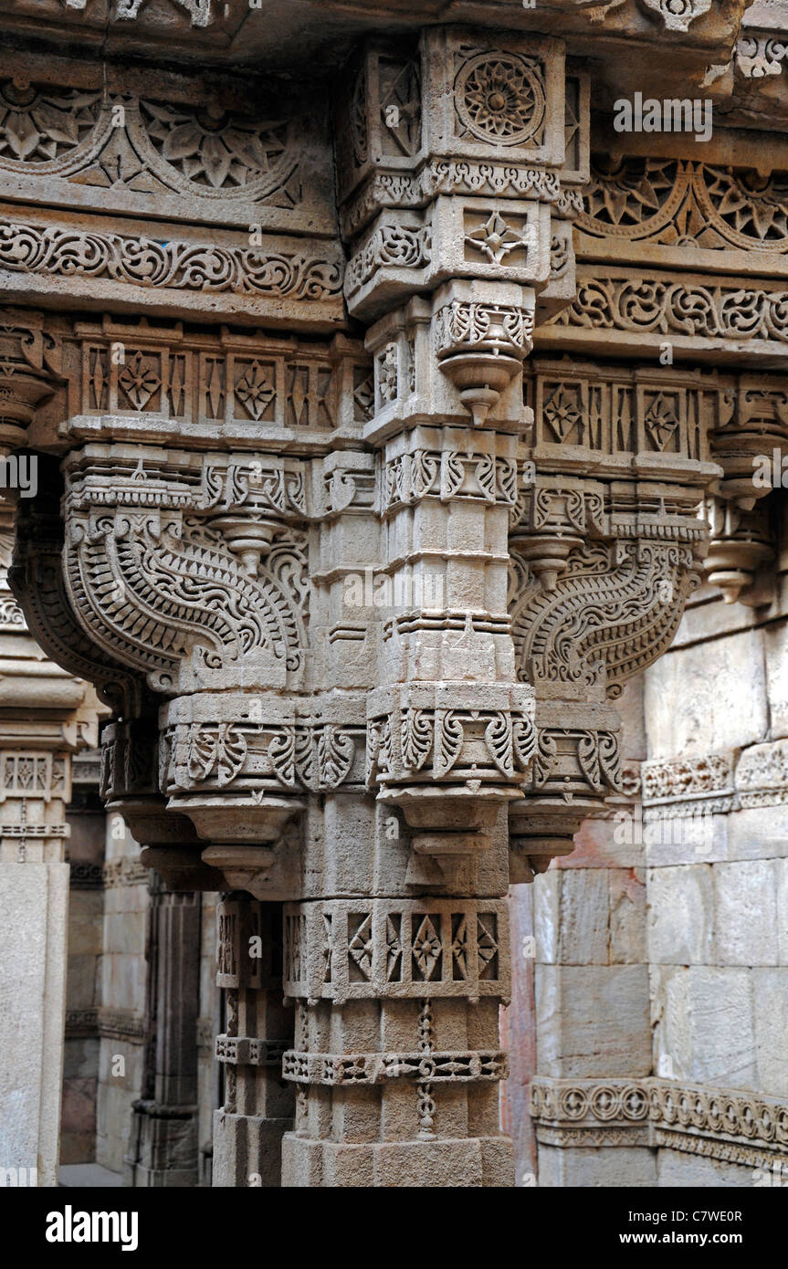 Adalaj step well hi-res stock photography and images - Alamy