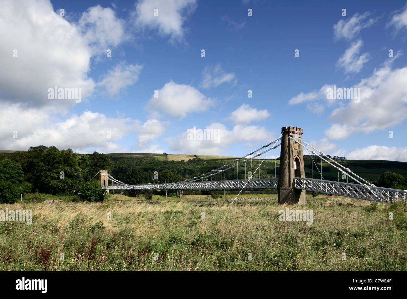 Chain suspension bridge over River Tweed at Melrose Stock Photo - Alamy