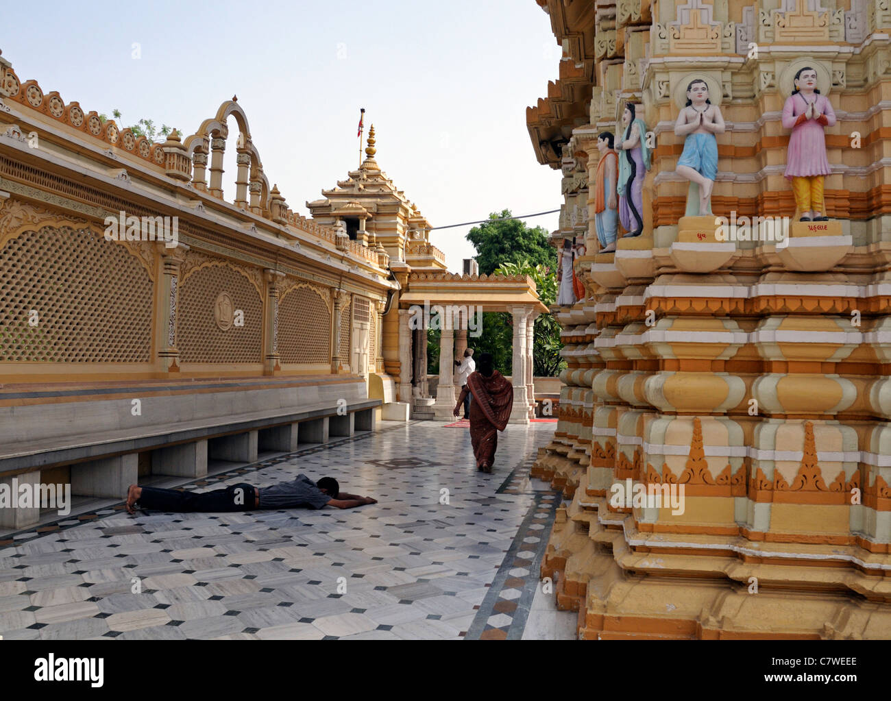 Shri Swaminarayan mandir Temple Ahmedabad Swaminarayan Sampraday Hindu ...