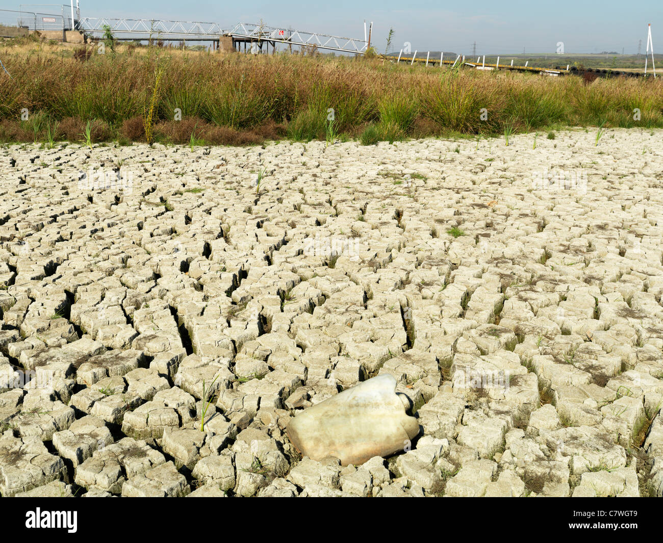 Chasewater dam with very low water Stock Photo - Alamy