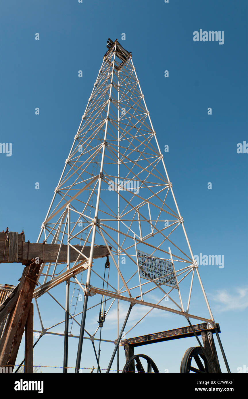 Texas, Big Lake, Historic oil rig Santa Rita #1, in 1923 the discovery ...