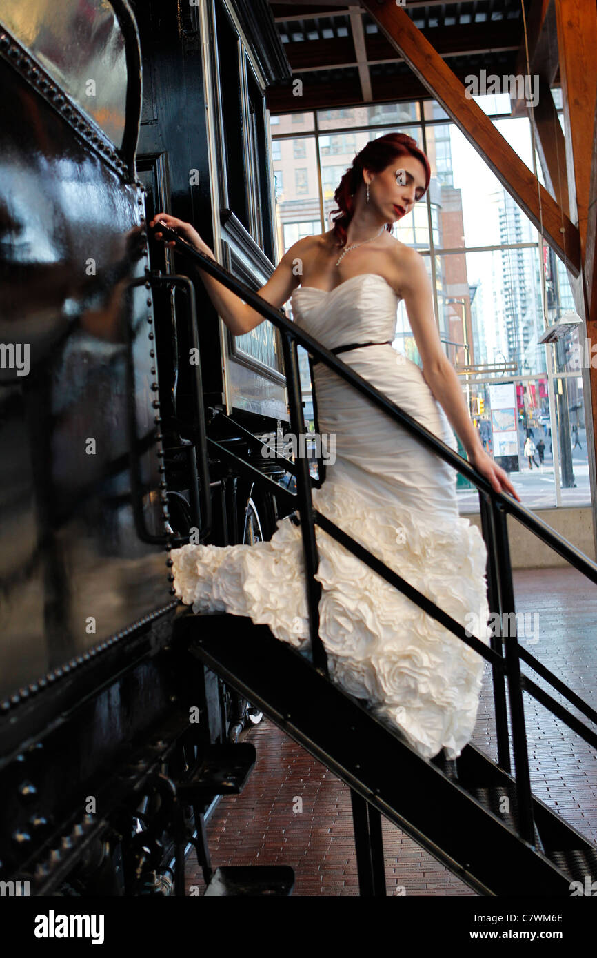 bride in a wedding dress Stock Photo - Alamy