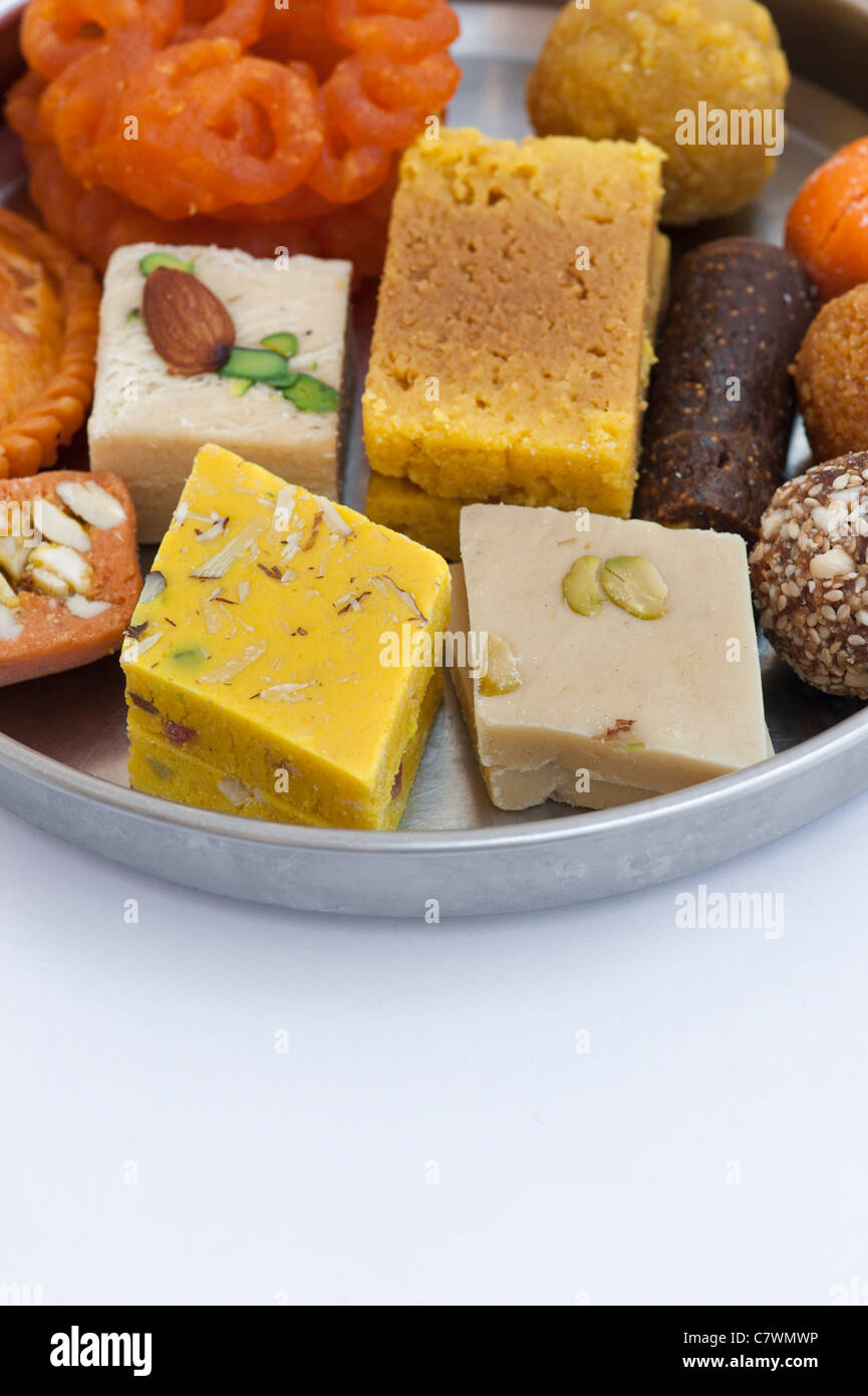 Imarti emarti jaangiri indian sweet hi-res stock photography and images ...