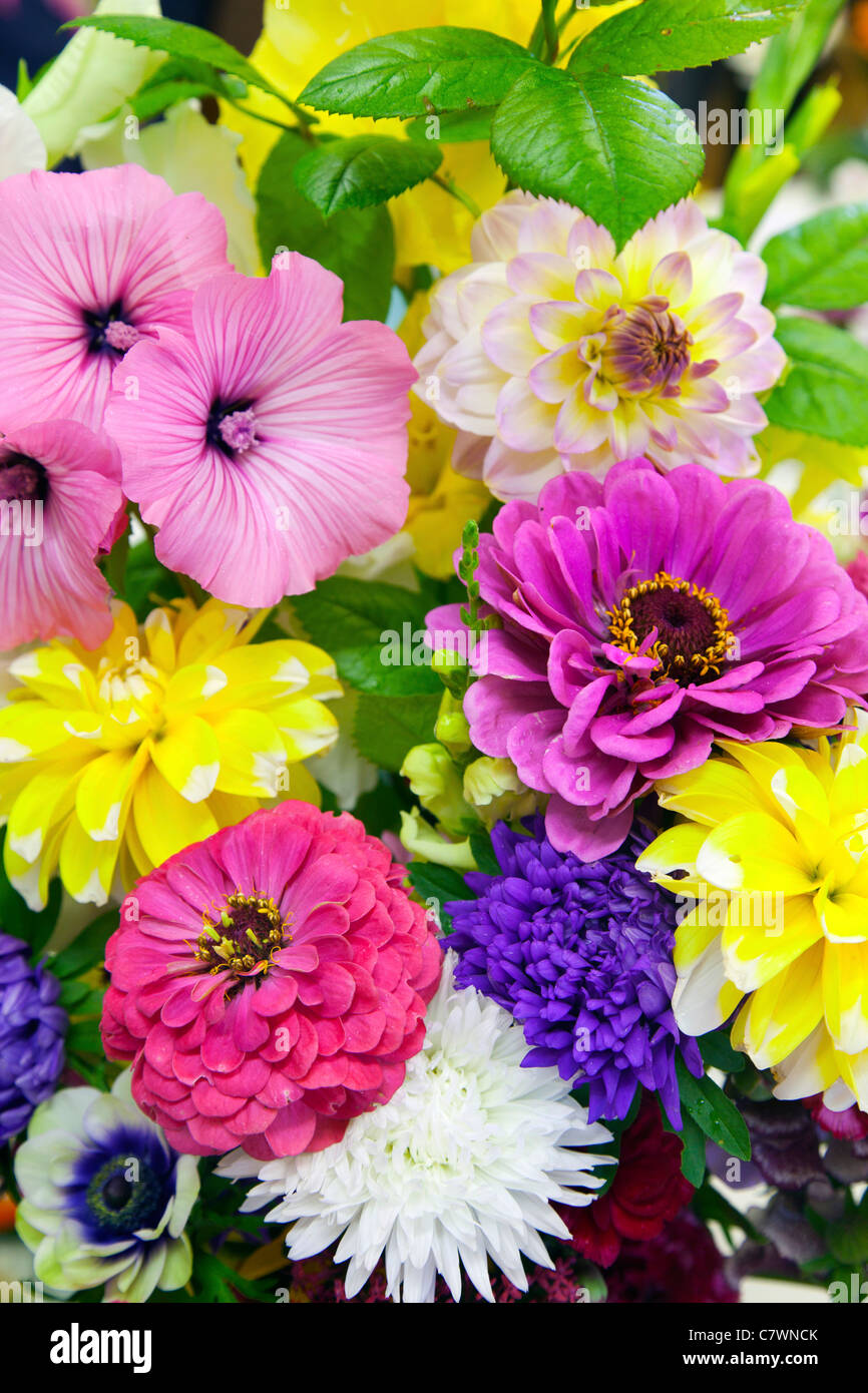 Floral Bouquet; mixed flowers Stock Photo - Alamy