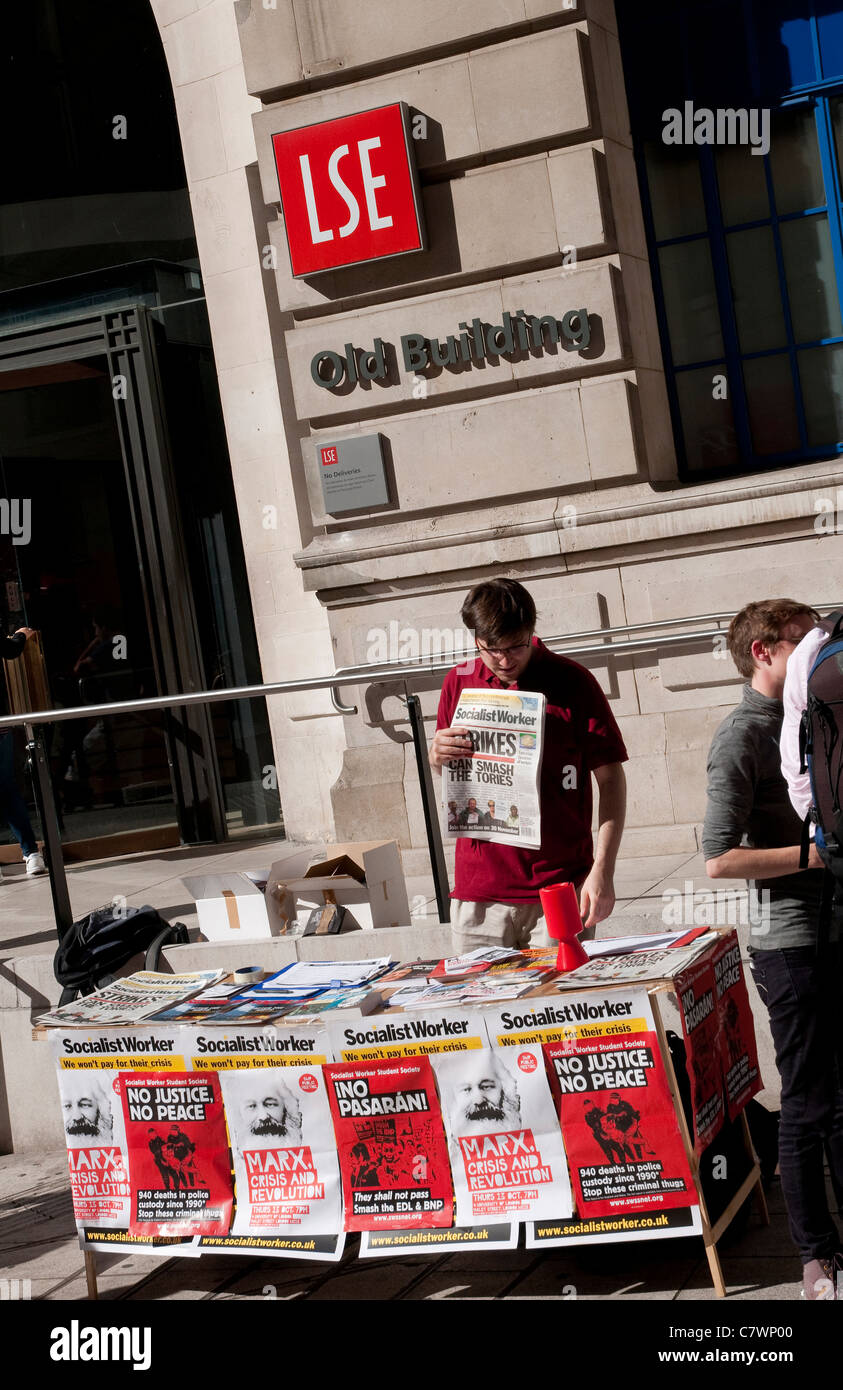 Students buildings london school economics hi-res stock photography and ...