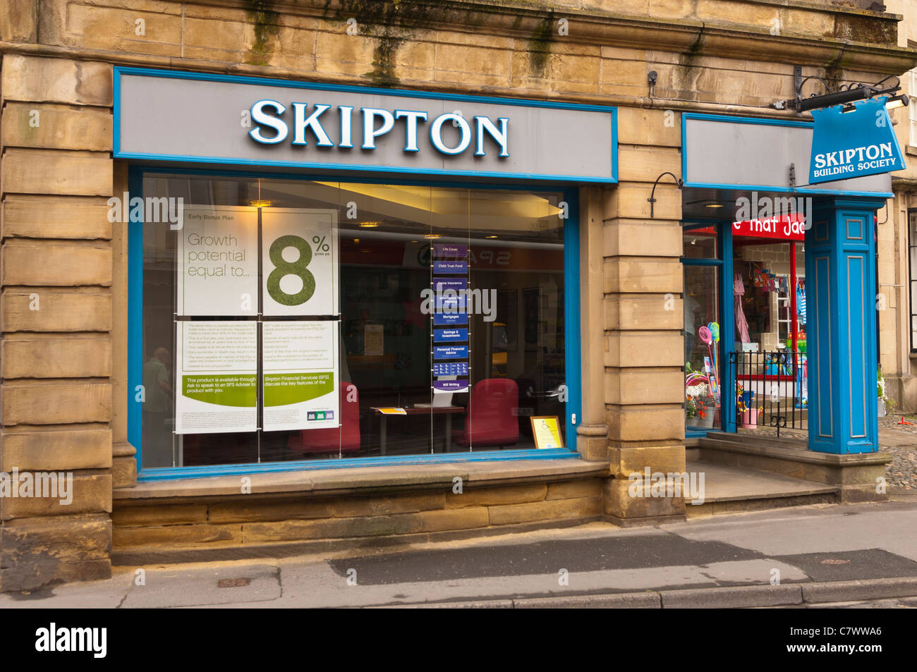 A skipton building society hi-res stock photography and images - Alamy