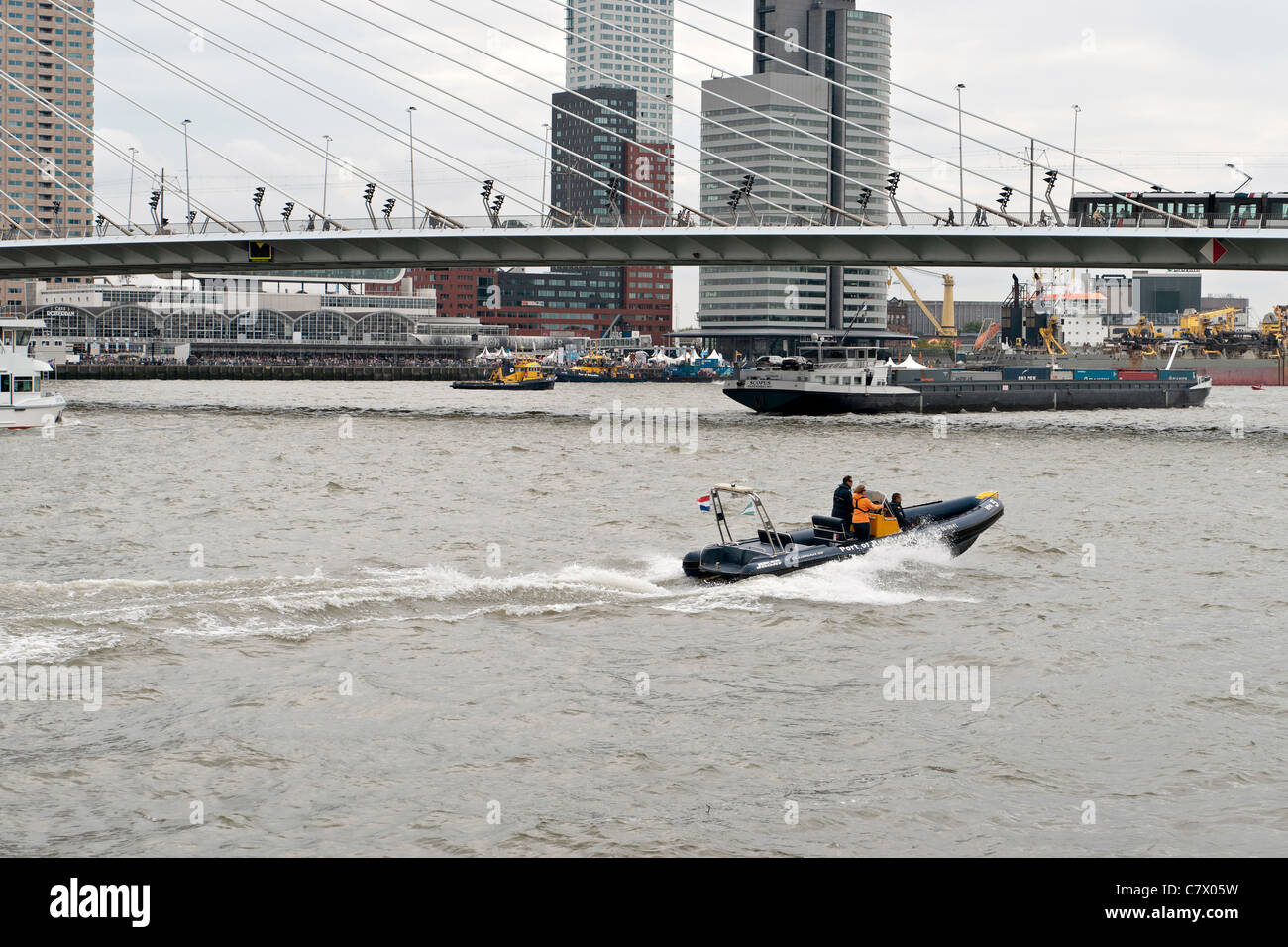 Fast boat on the maas in Rotterdam Stock Photo - Alamy
