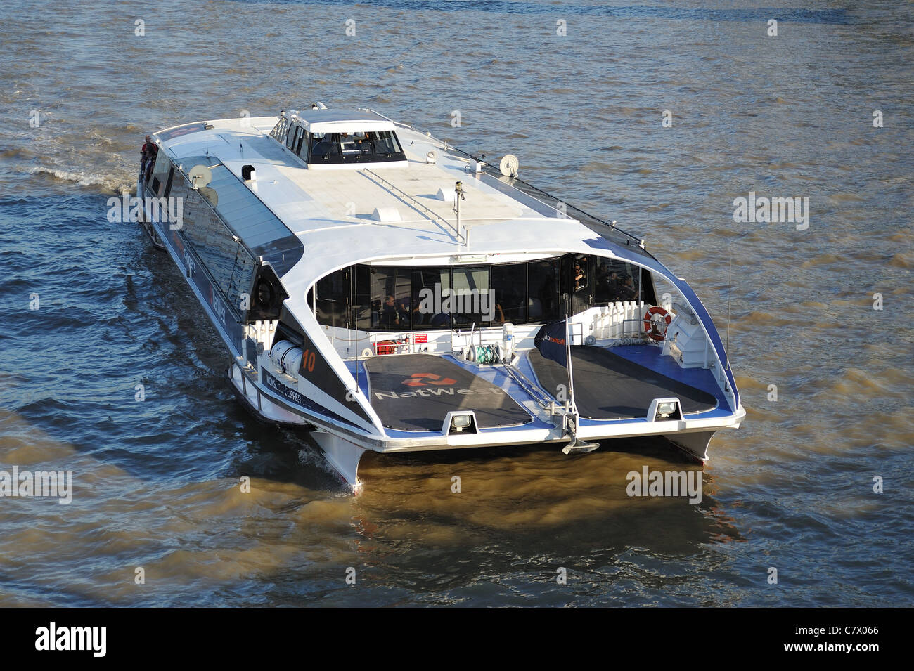 Thames river tour boat hi-res stock photography and images - Alamy