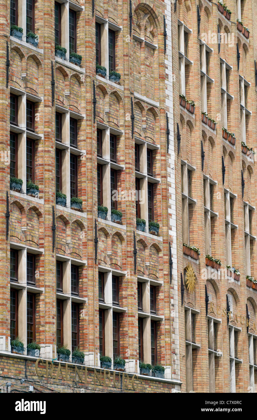 Belgian historic buildings hi-res stock photography and images - Alamy