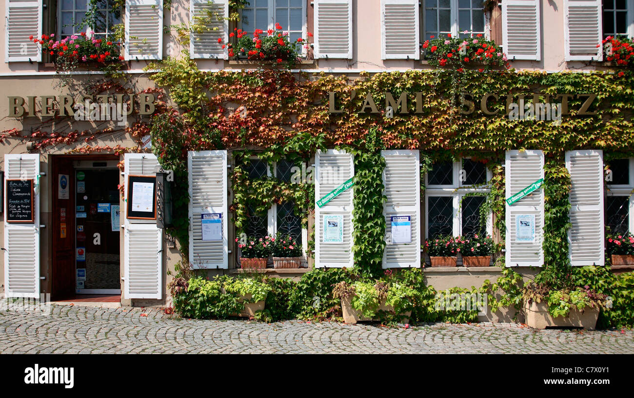 Strasbourg restaurant hi-res stock photography and images - Alamy