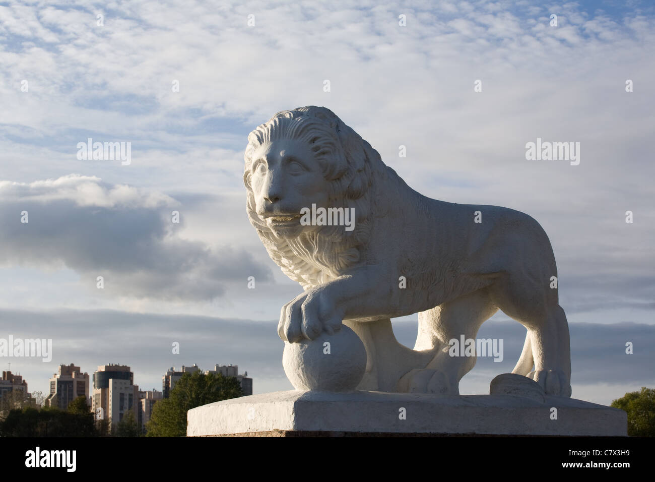 Lion on an spit Yelagin Island, Saint Petersburg Stock Photo - Alamy