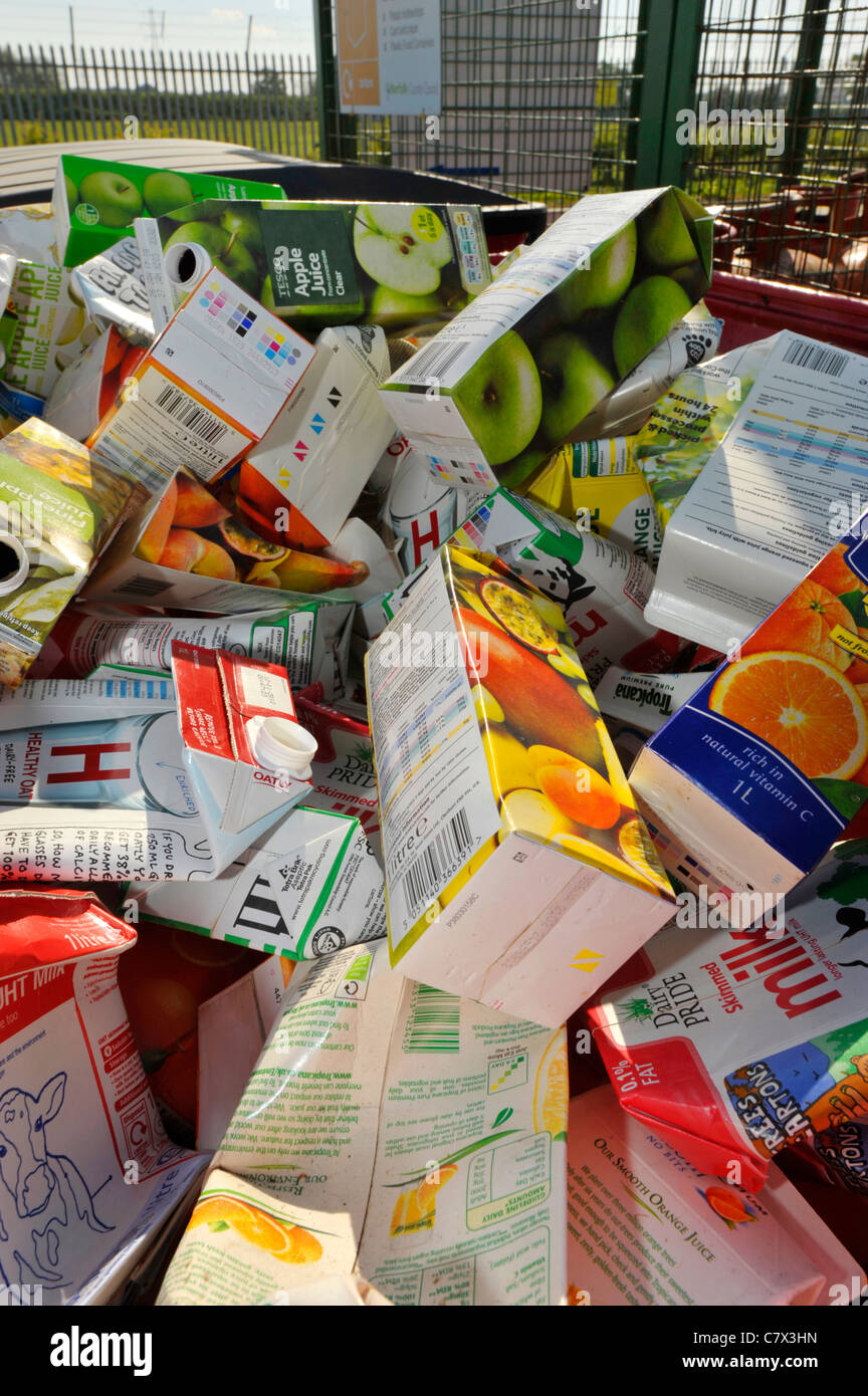 Food cartons packaging containers hi-res stock photography and images ...