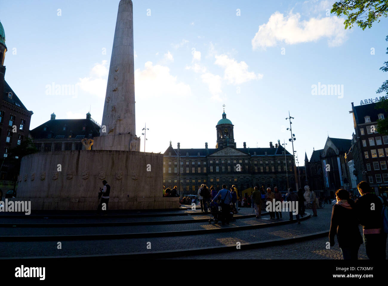 National monument of dam square hi-res stock photography and images - Alamy