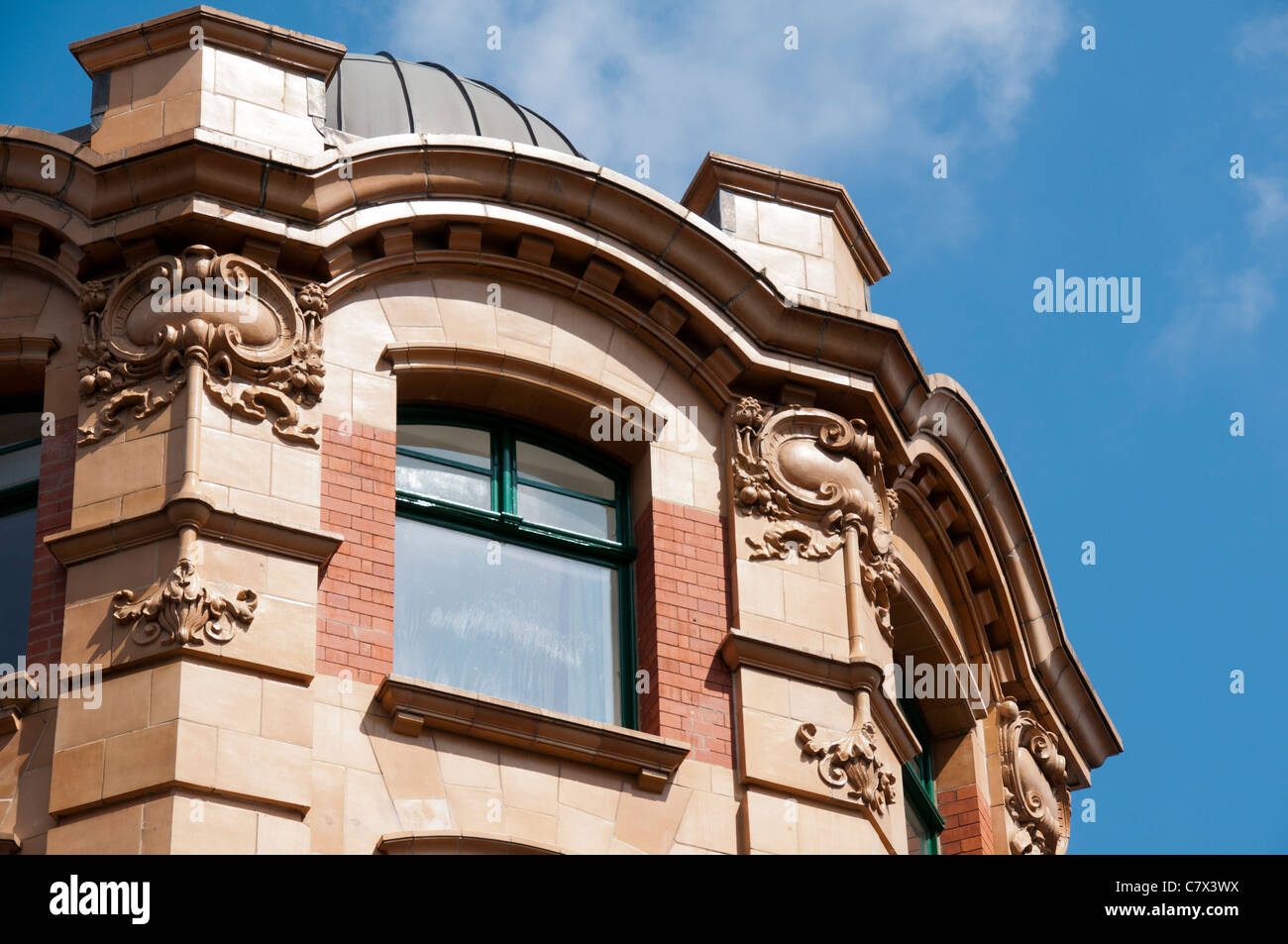Detail from a former millinery warehouse (1900-10) on Dale Street ...
