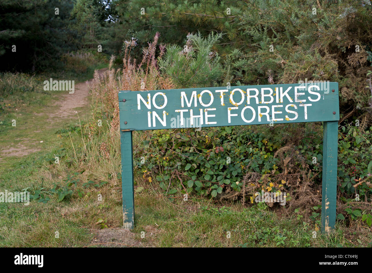 No motorbikes sign hi-res stock photography and images - Alamy