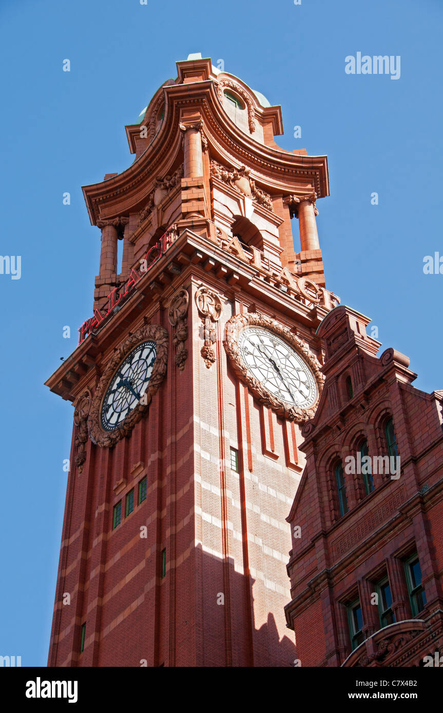 Tower of the Refuge Assurance building. Paul Waterhouse,1910-12. Oxford ...