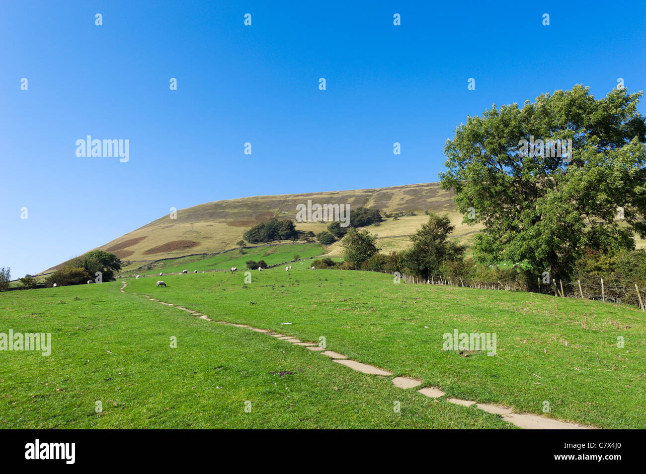 The Pennine Way near its start in Edale heading towards Kinder Scout ...