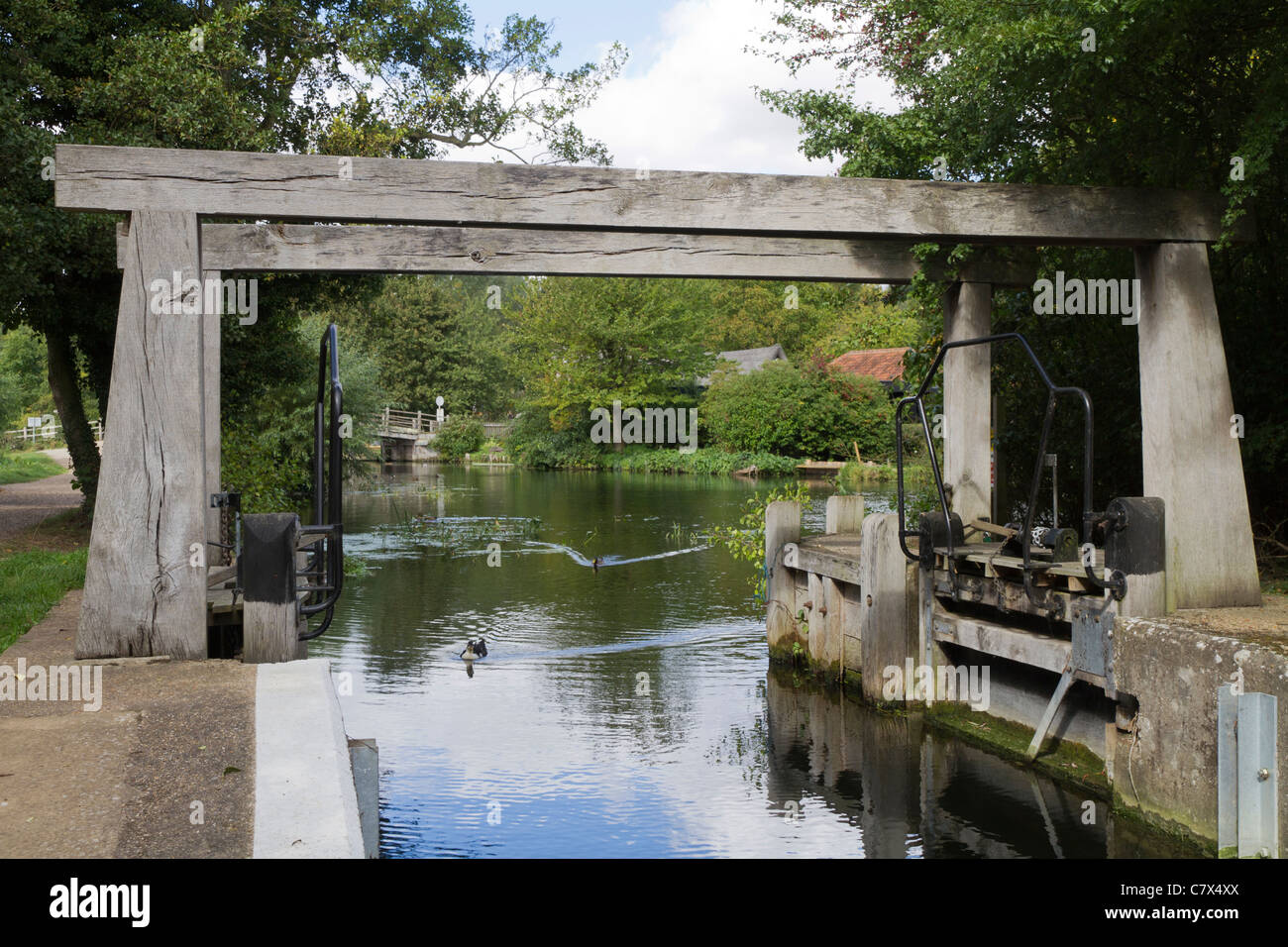 Lock on River Stour at Flatford Stock Photo - Alamy