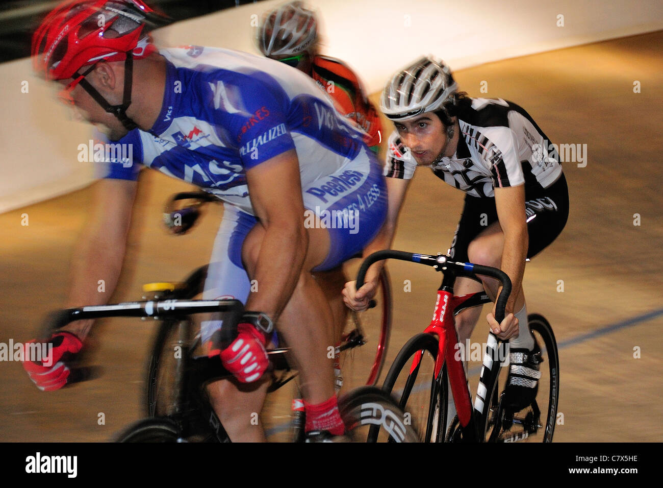 Velodrome track racing Stock Photo - Alamy
