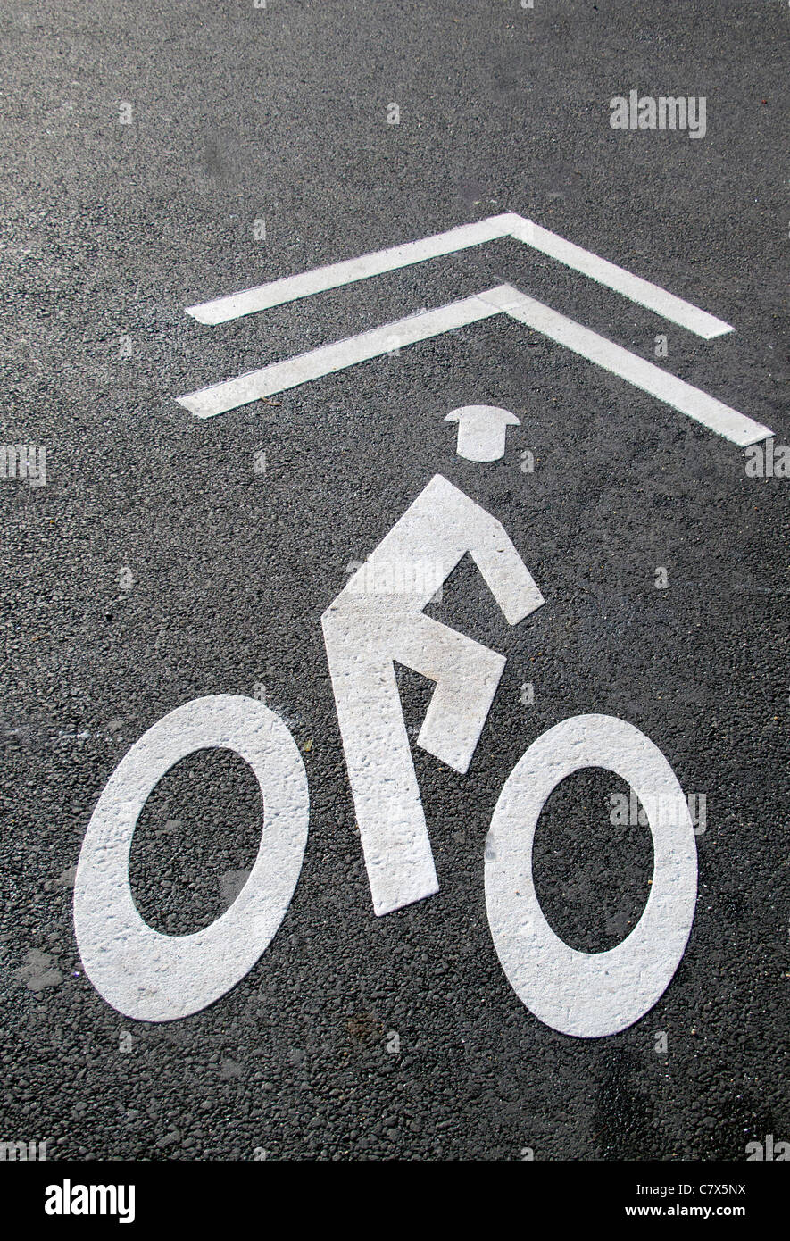Bike riding lane symbols Stock Photo - Alamy