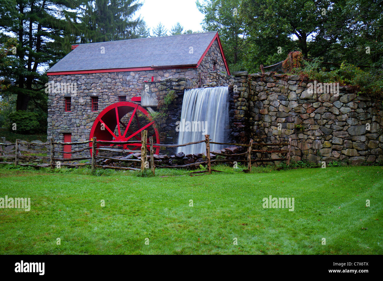 Wayside inn hi-res stock photography and images - Alamy