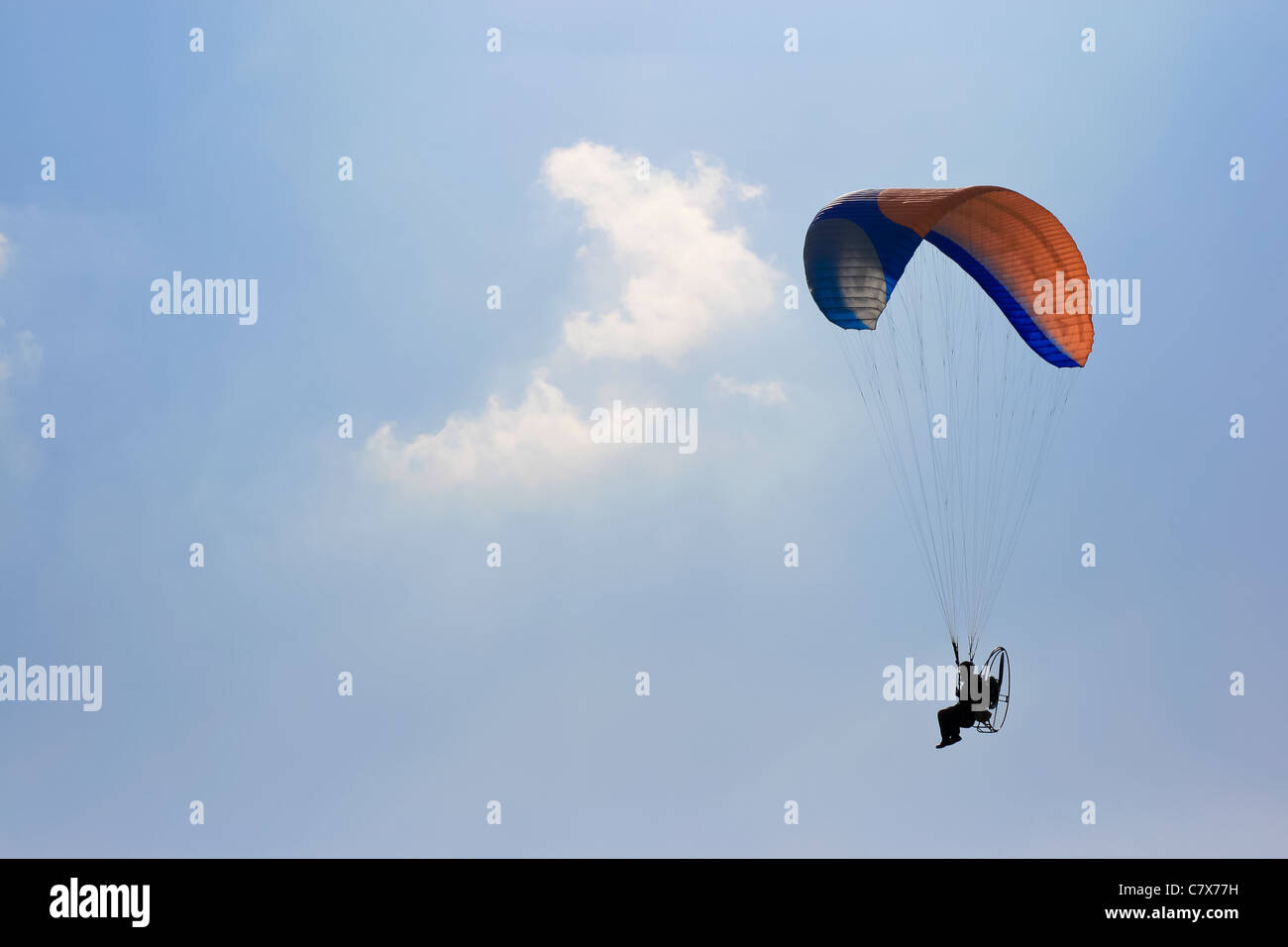 Motorized kite hi-res stock photography and images - Alamy