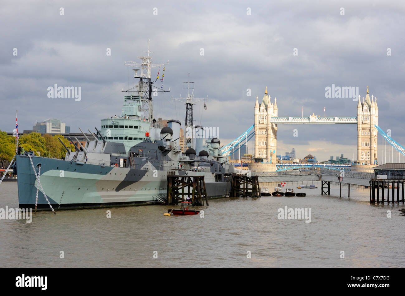 Warship bridge hi-res stock photography and images - Alamy