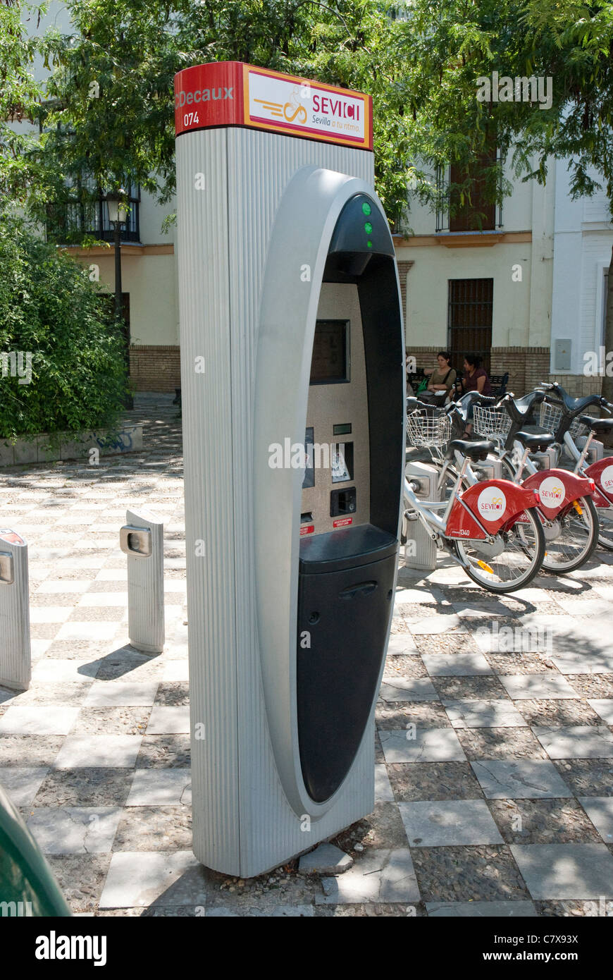 Service machine hi-res stock photography and images - Alamy