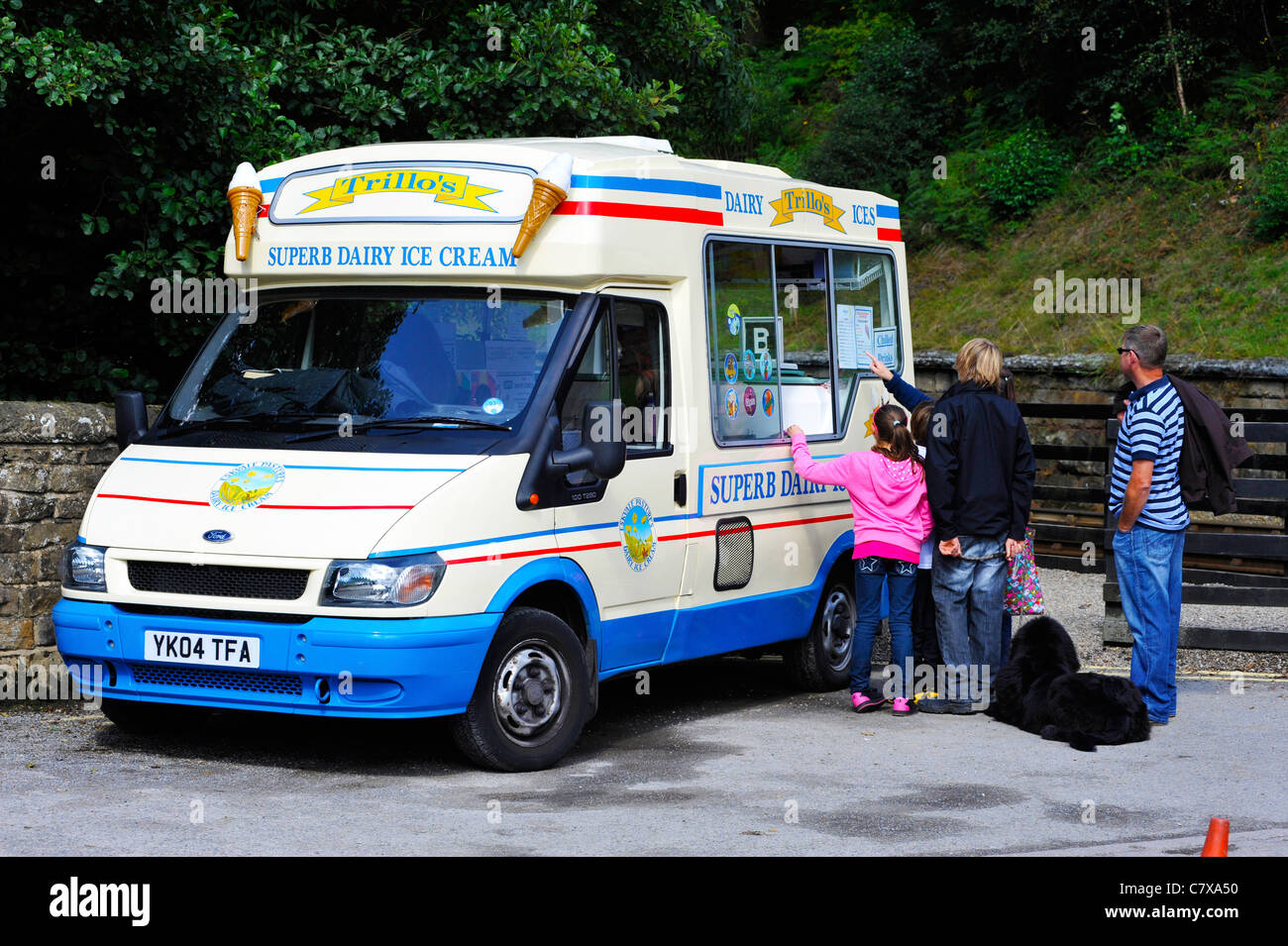Ford ice cream van hi-res stock photography and images - Alamy