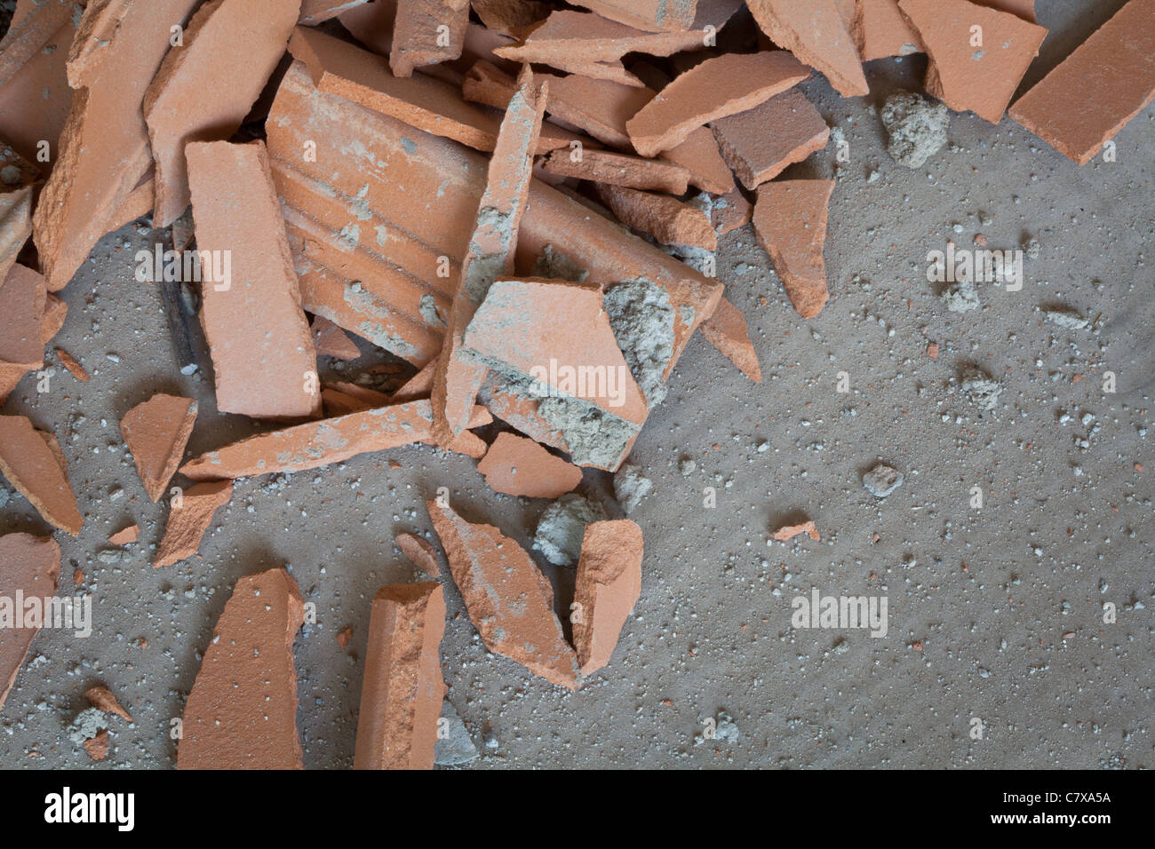 Rubble broken hi-res stock photography and images - Alamy