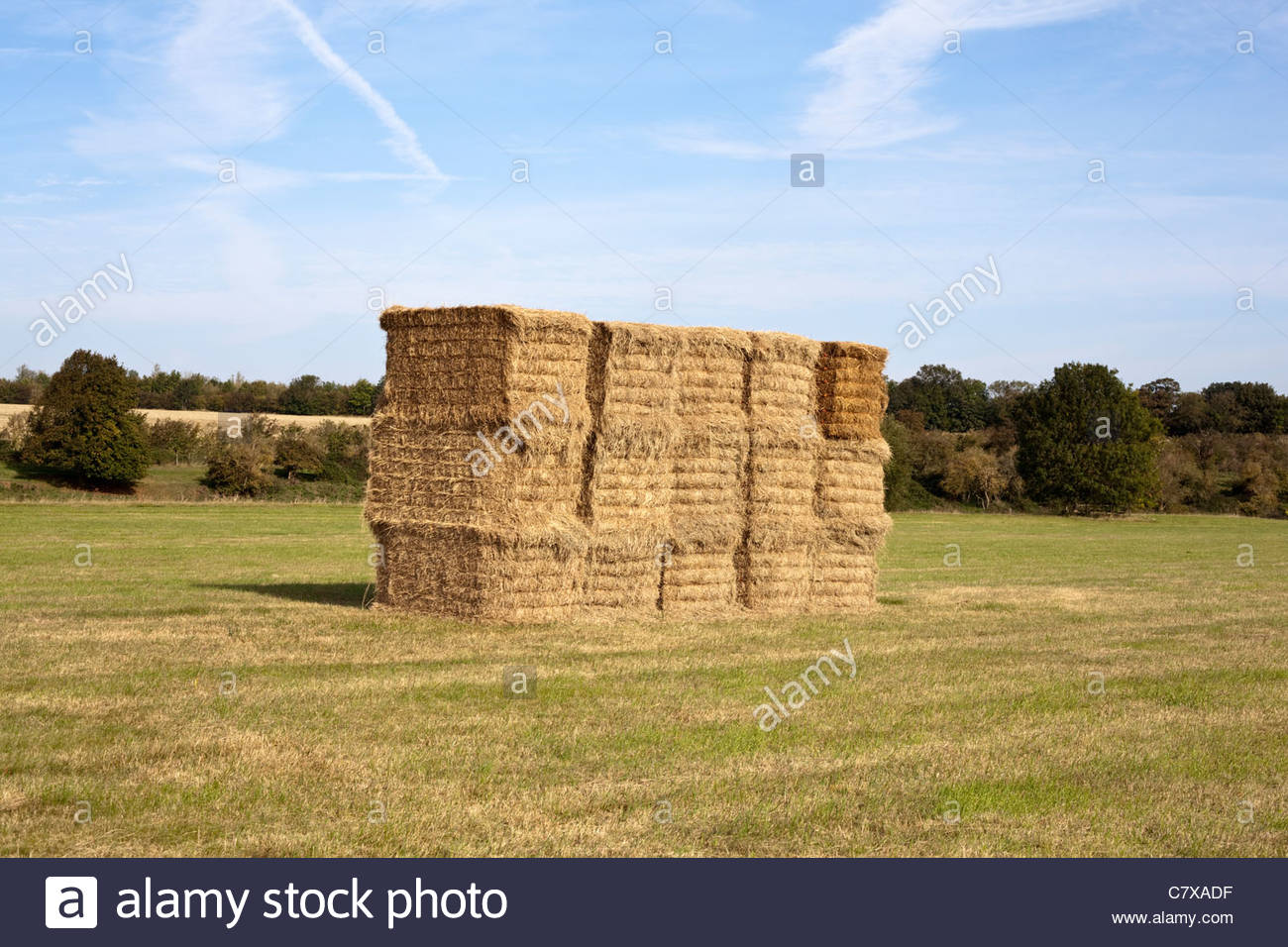 Tall Hay Stack High Resolution Stock Photography and Images - Alamy