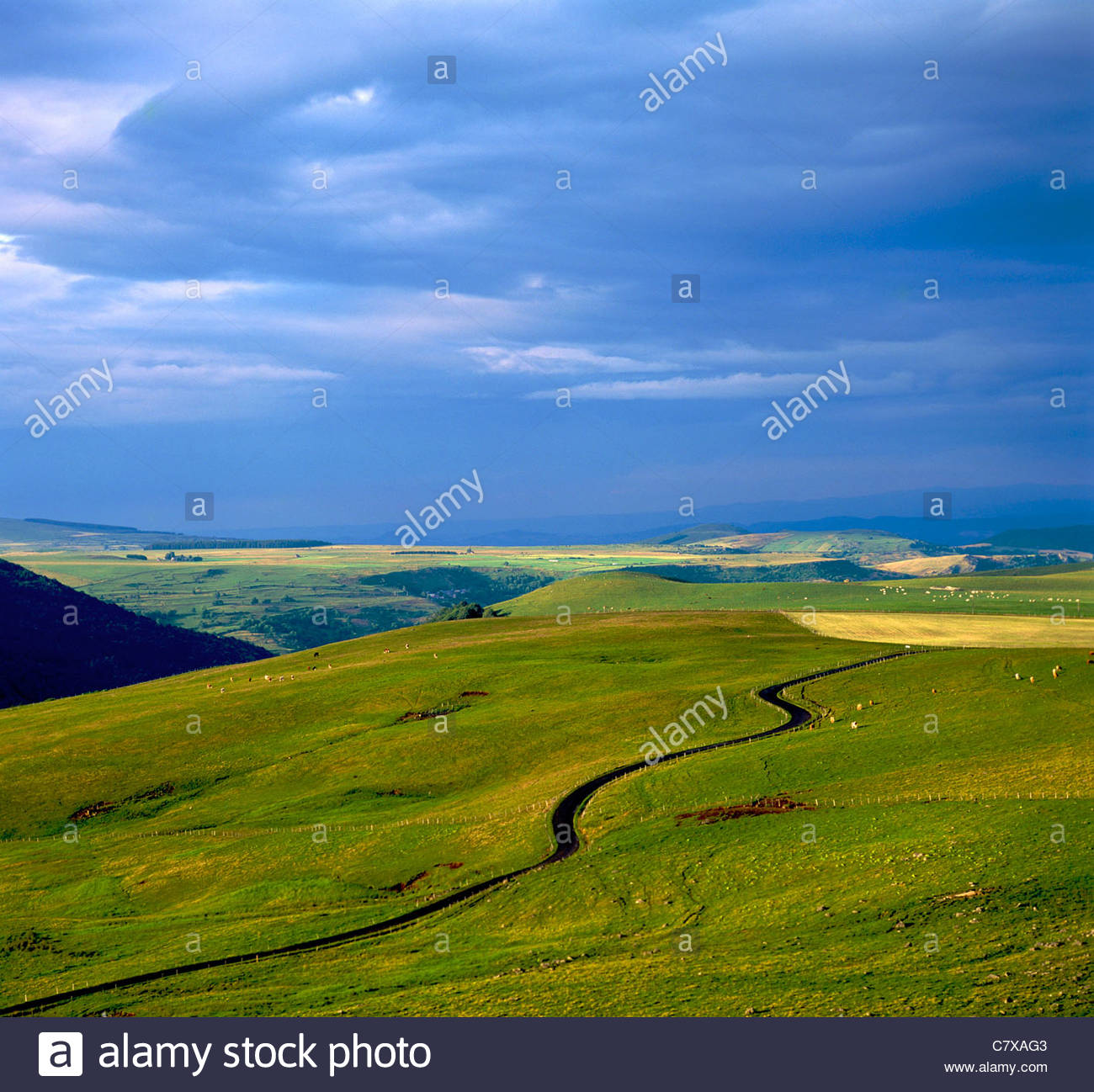 Hilly Roads Stock Photos & Hilly Roads Stock Images - Alamy