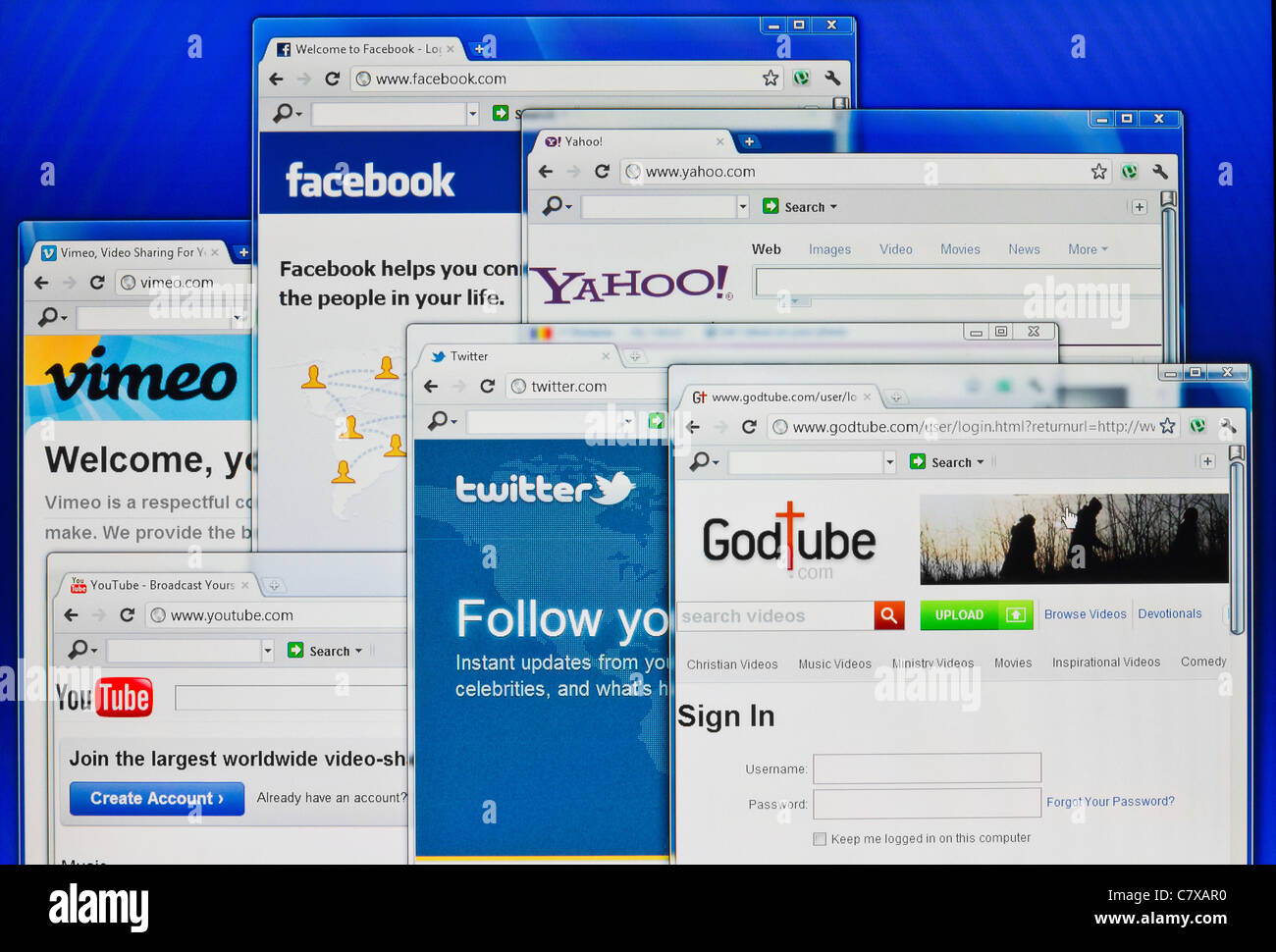 Social media sites hi-res stock photography and images - Alamy