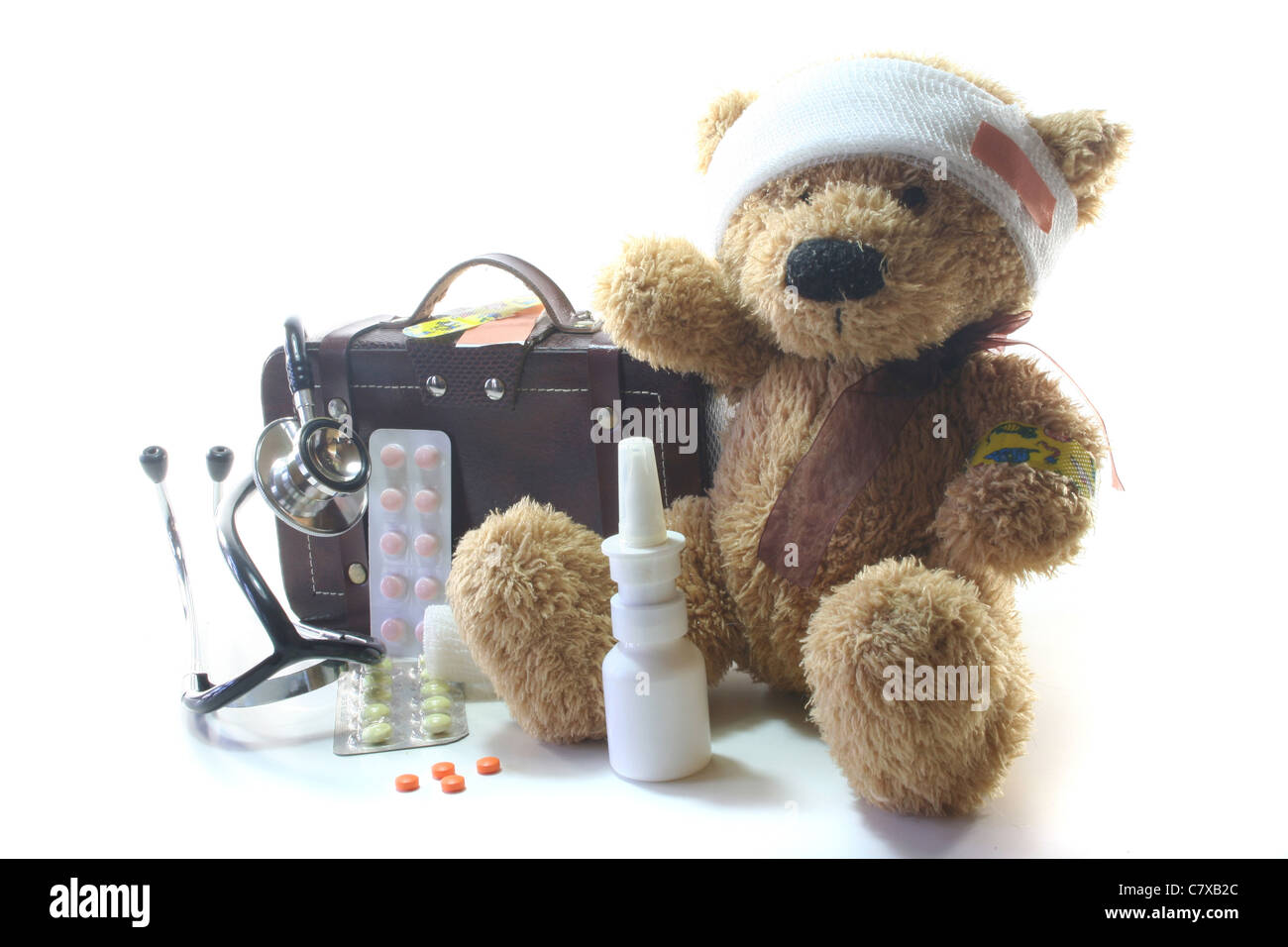 Kids first aid kit with Teddy, Bags, Stethoscope and medicines Stock ...