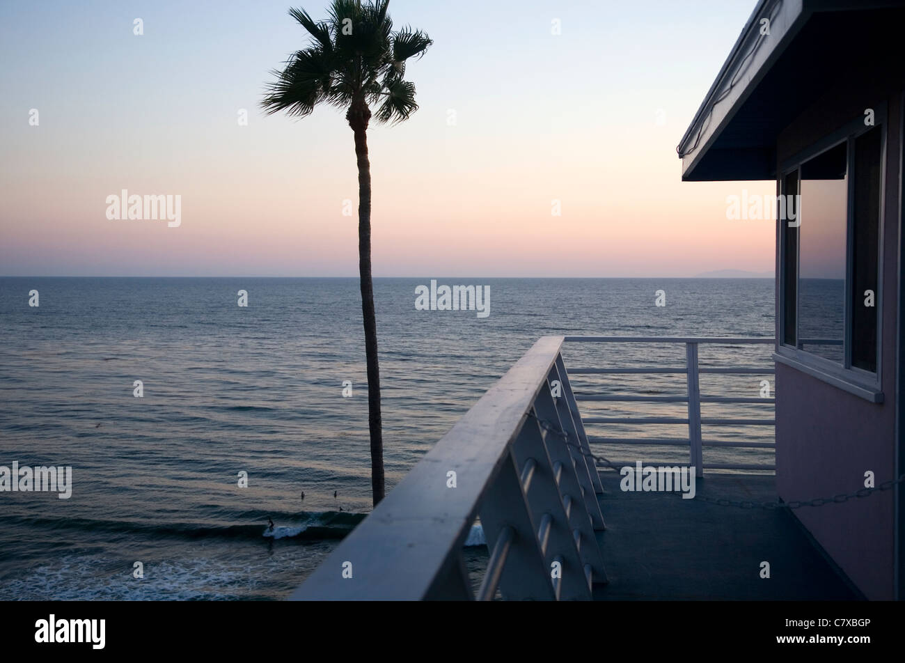 Hotel building terrace balcony hi-res stock photography and images - Alamy