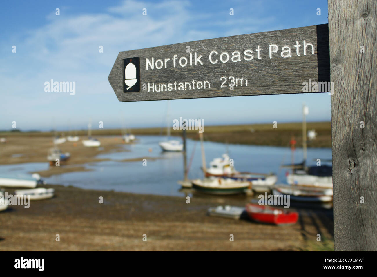 Norfolk Coastal Path Sign Stock Photo - Alamy