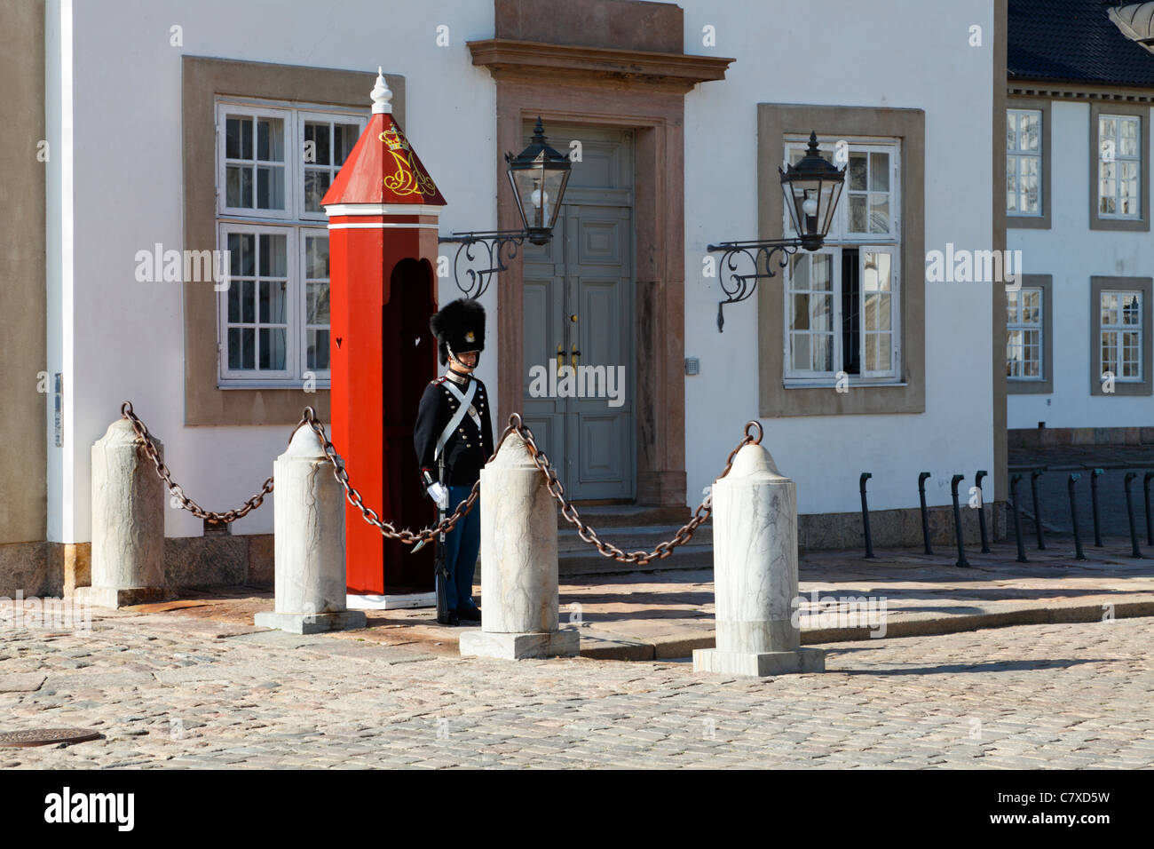 Bearskin sentry from the Royal Life Guards outside his sentry box at ...