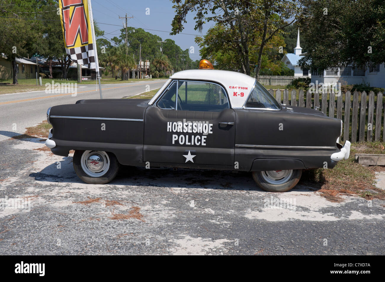 Metropolitan police vehicle hi-res stock photography and images - Alamy