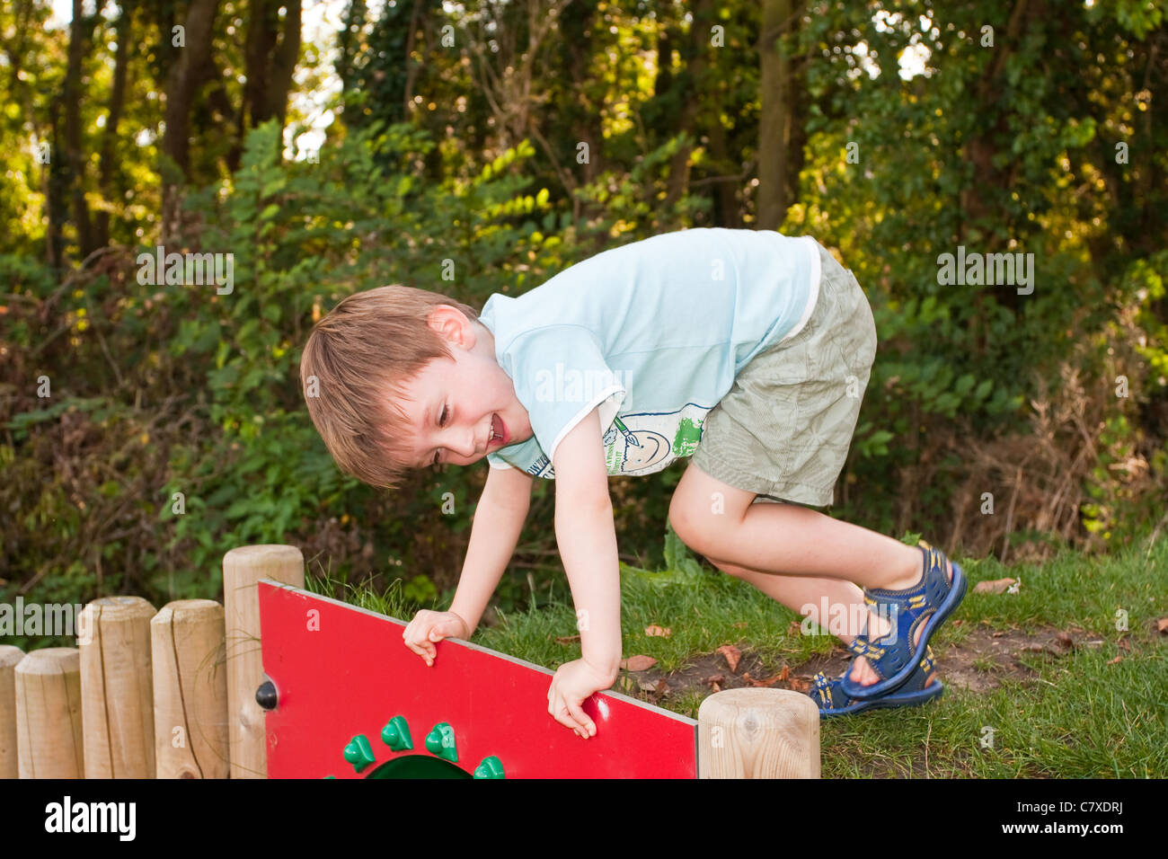 4 year old and playground and uk hi-res stock photography and images ...