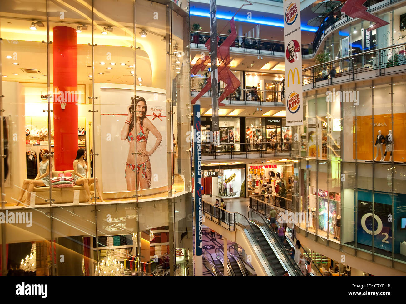 Palladium shopping mall hi-res stock photography and images - Alamy
