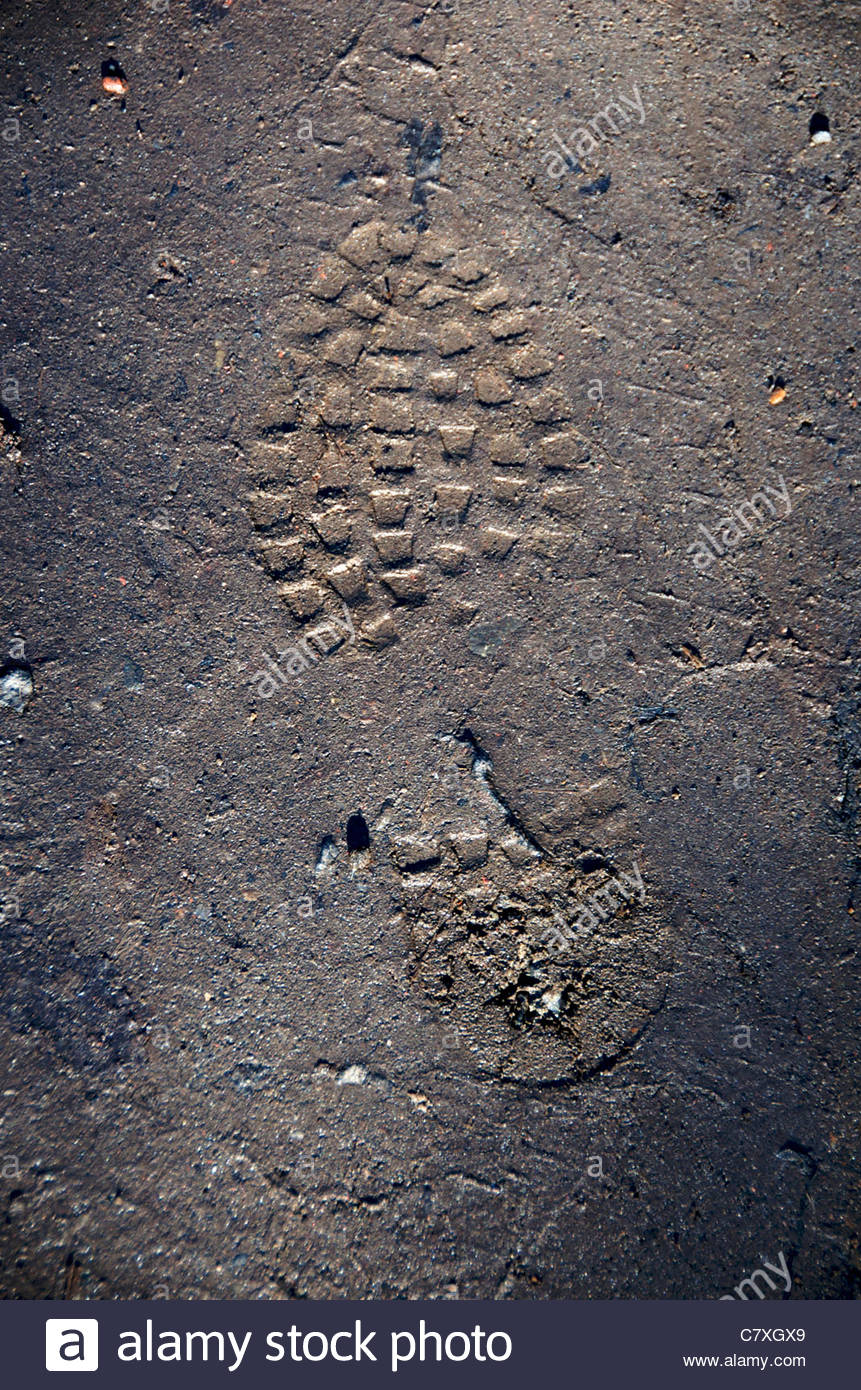Shoe Print Mud Stock Photos & Shoe Print Mud Stock Images - Alamy