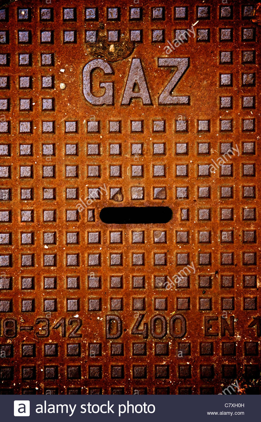 Gas Manhole Cover Stock Photos & Gas Manhole Cover Stock Images - Alamy