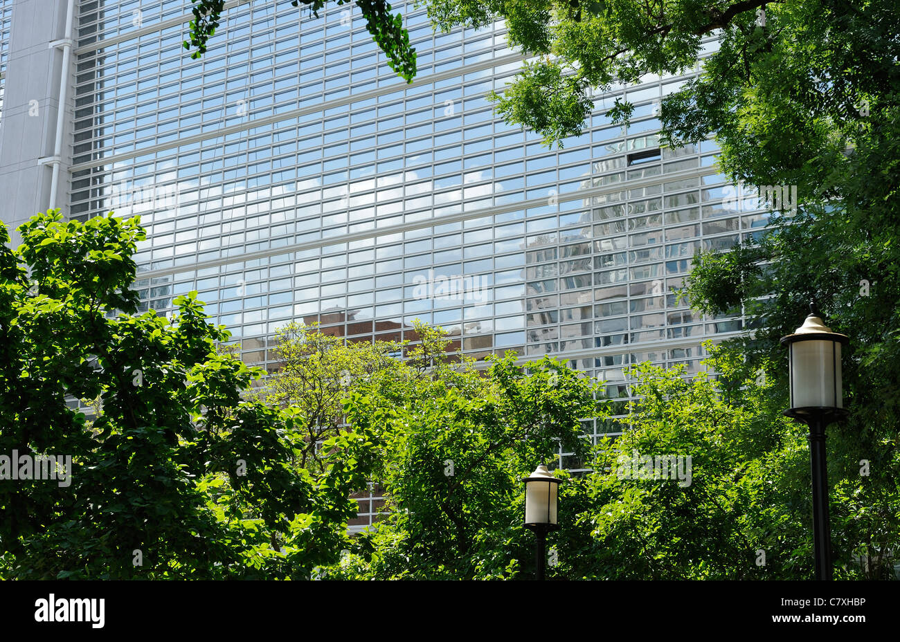 Multilateral investment guarantee agency hi-res stock photography and ...