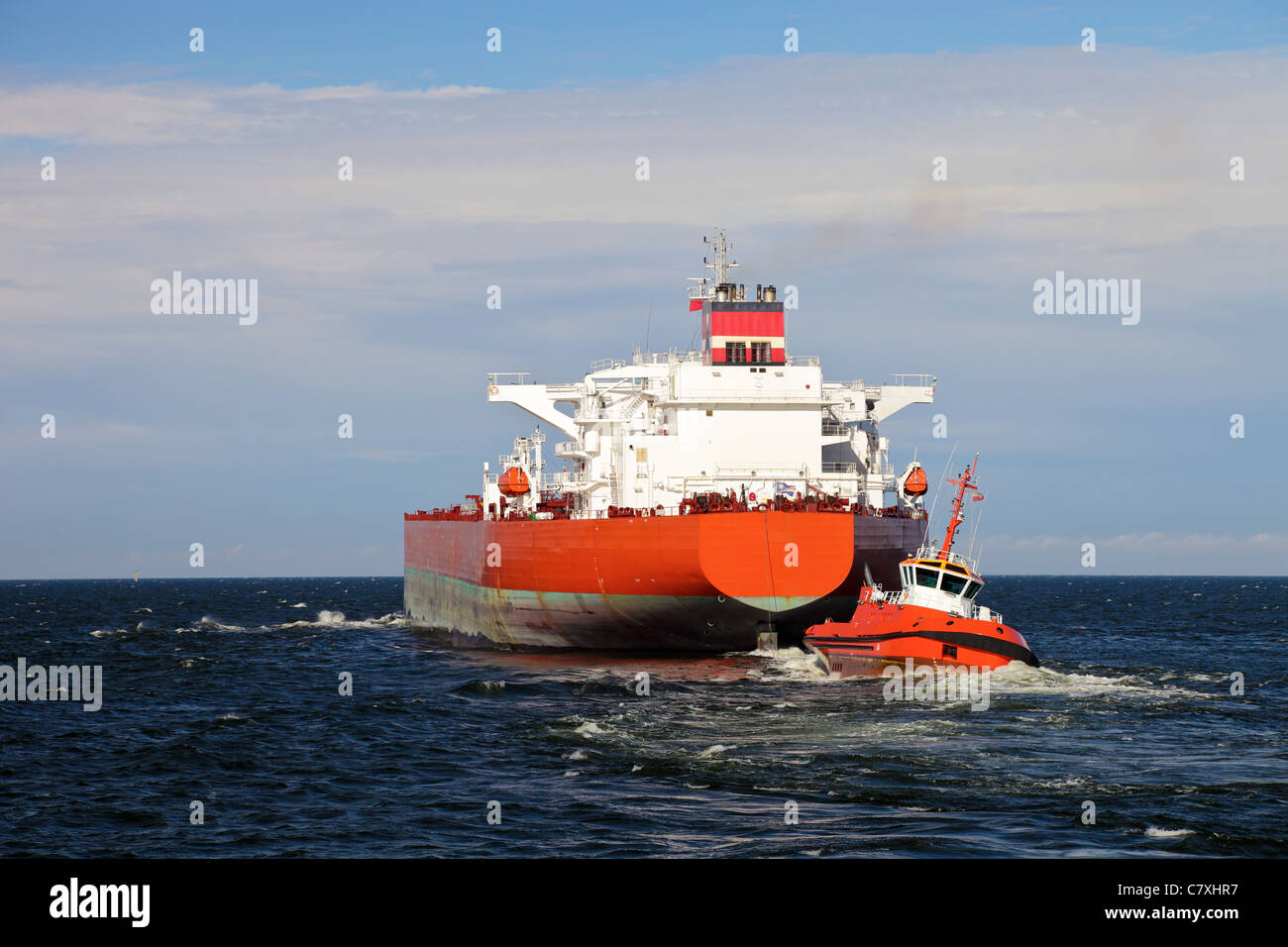 Tanker and tugboat hi-res stock photography and images - Alamy