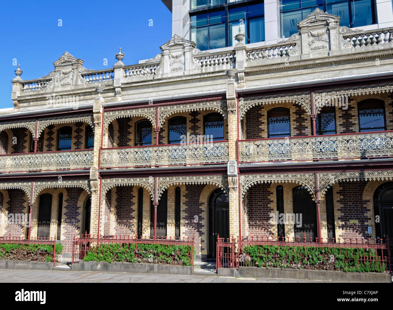 Victorian metal balcony railings hi-res stock photography and images ...