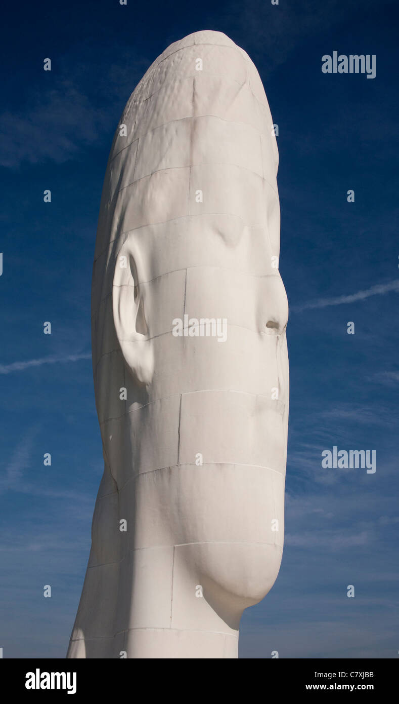 The dream statue sutton manor hi-res stock photography and images - Alamy