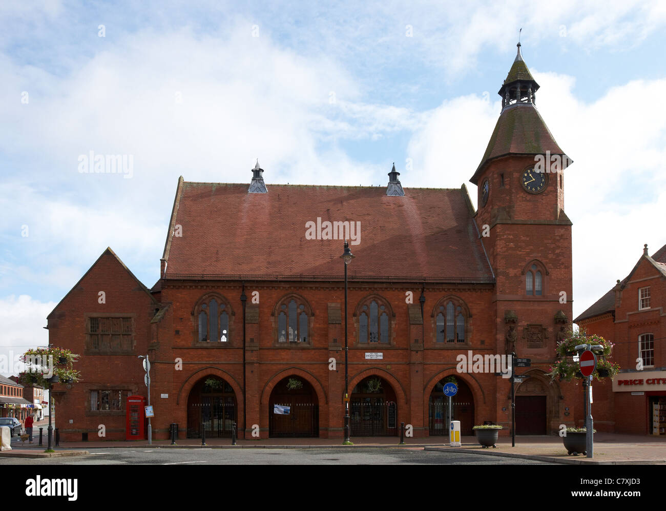 Sandbach Town Hall High Resolution Stock Photography and Images - Alamy