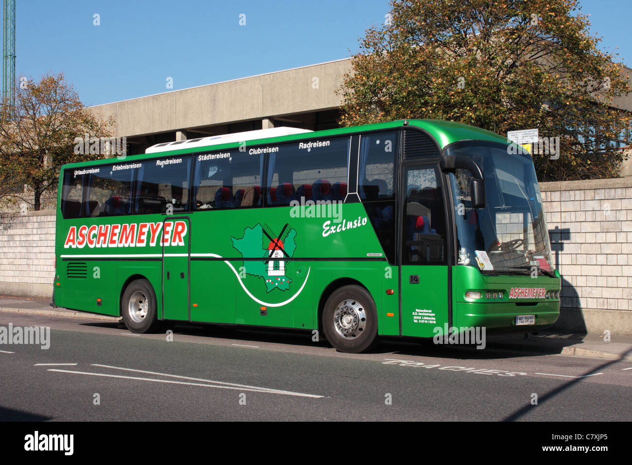 10m neoplan jetliner coach belonging hi-res stock photography and ...